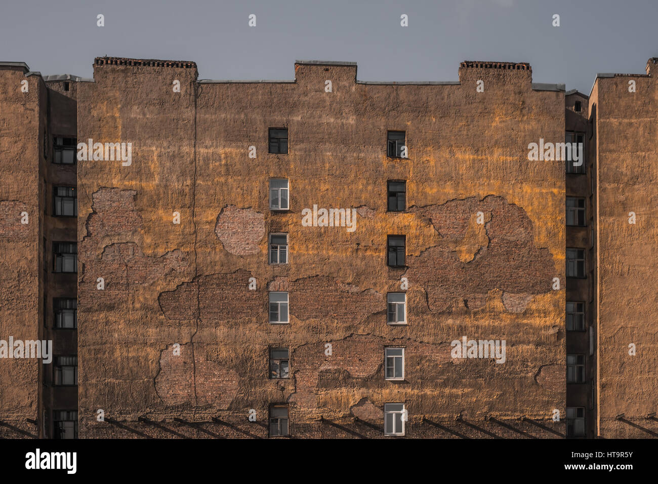 Faded building in Saint-Petersburg on a bright sunny day (public ...