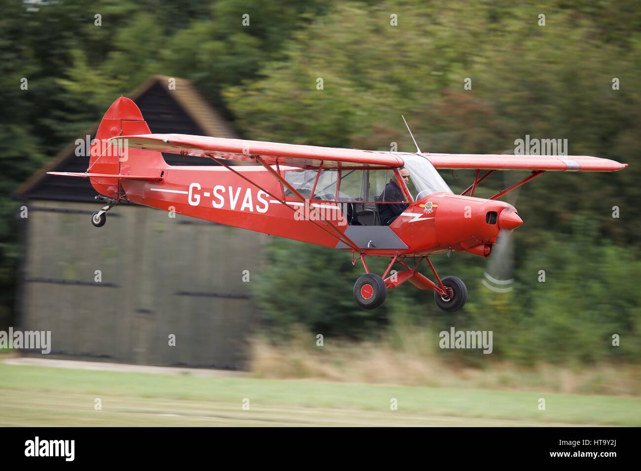 Vintage piper cub hi-res stock photography and images - Alamy