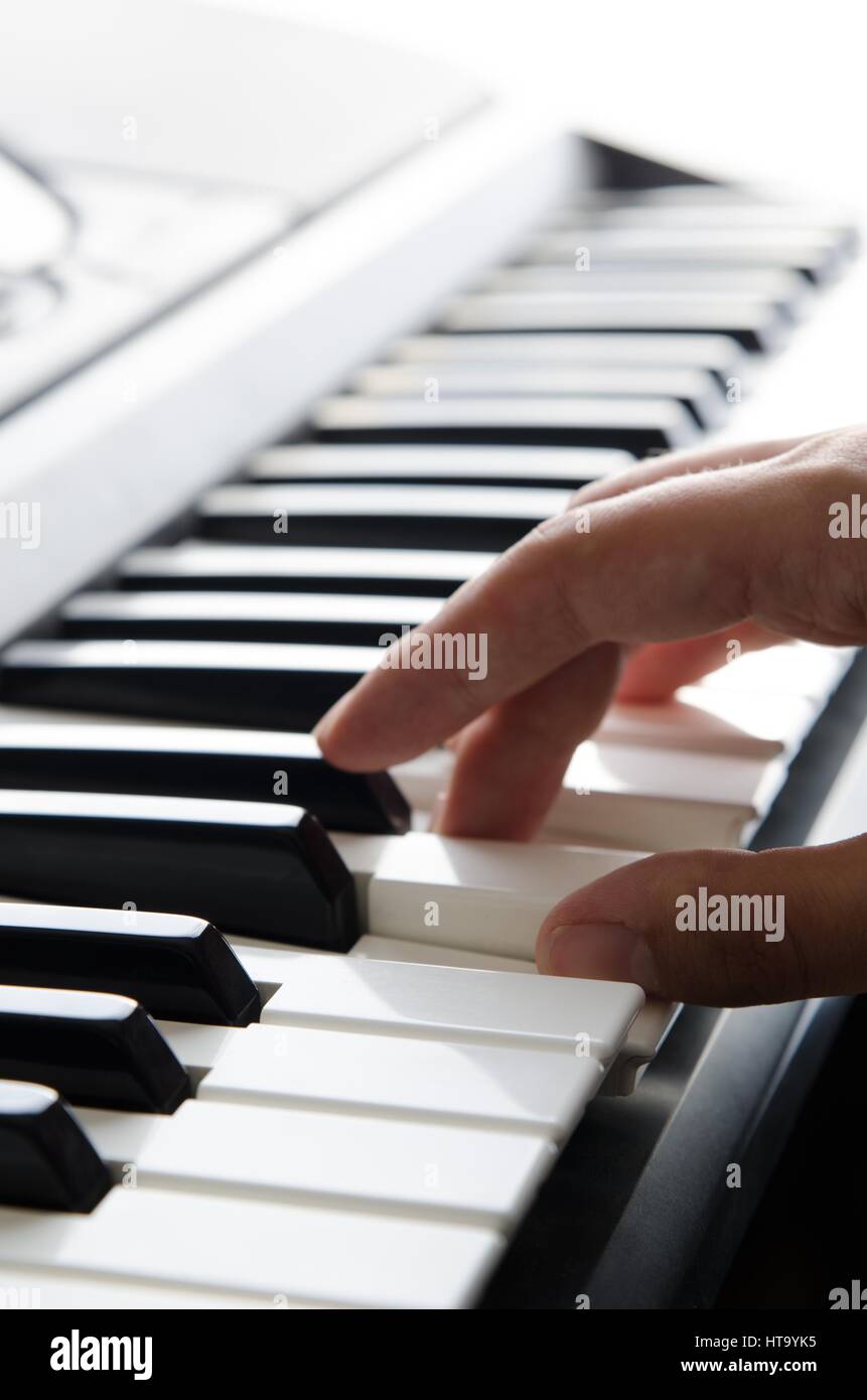 Man playing electronic keyboard hi-res stock photography and images - Alamy