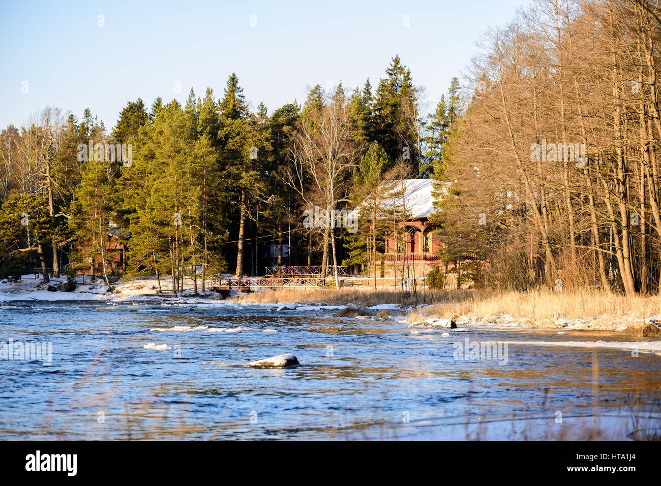 Fishing lodge hi-res stock photography and images - Alamy