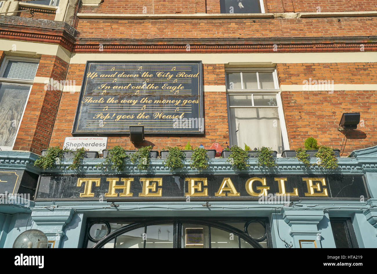 The Eagle Pub, City Road, Islington Stock Photo - Alamy