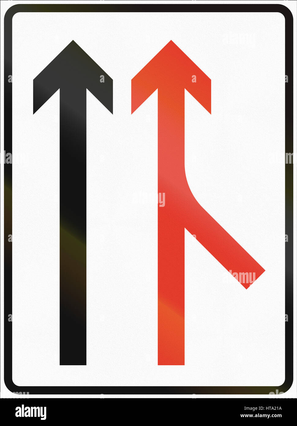 Norwegian lane information road sign - Merge from right Stock Photo - Alamy