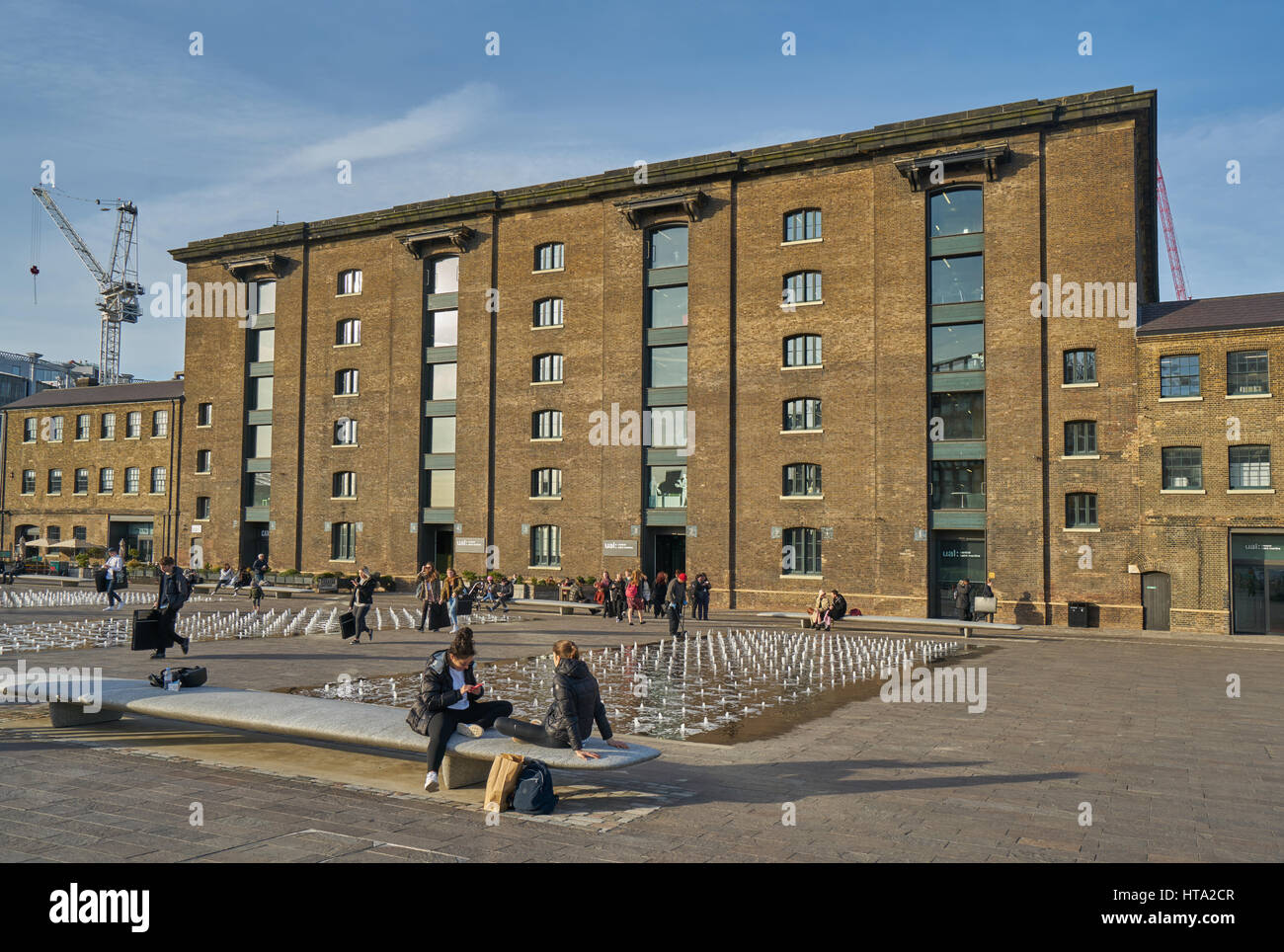 Granary square king's cross hi-res stock photography and images - Alamy