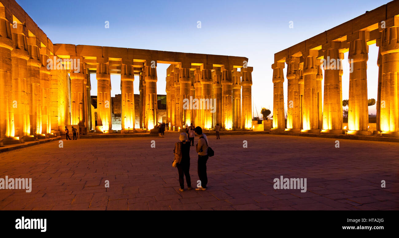 Ancient egyptian architecture hi-res stock photography and images - Alamy