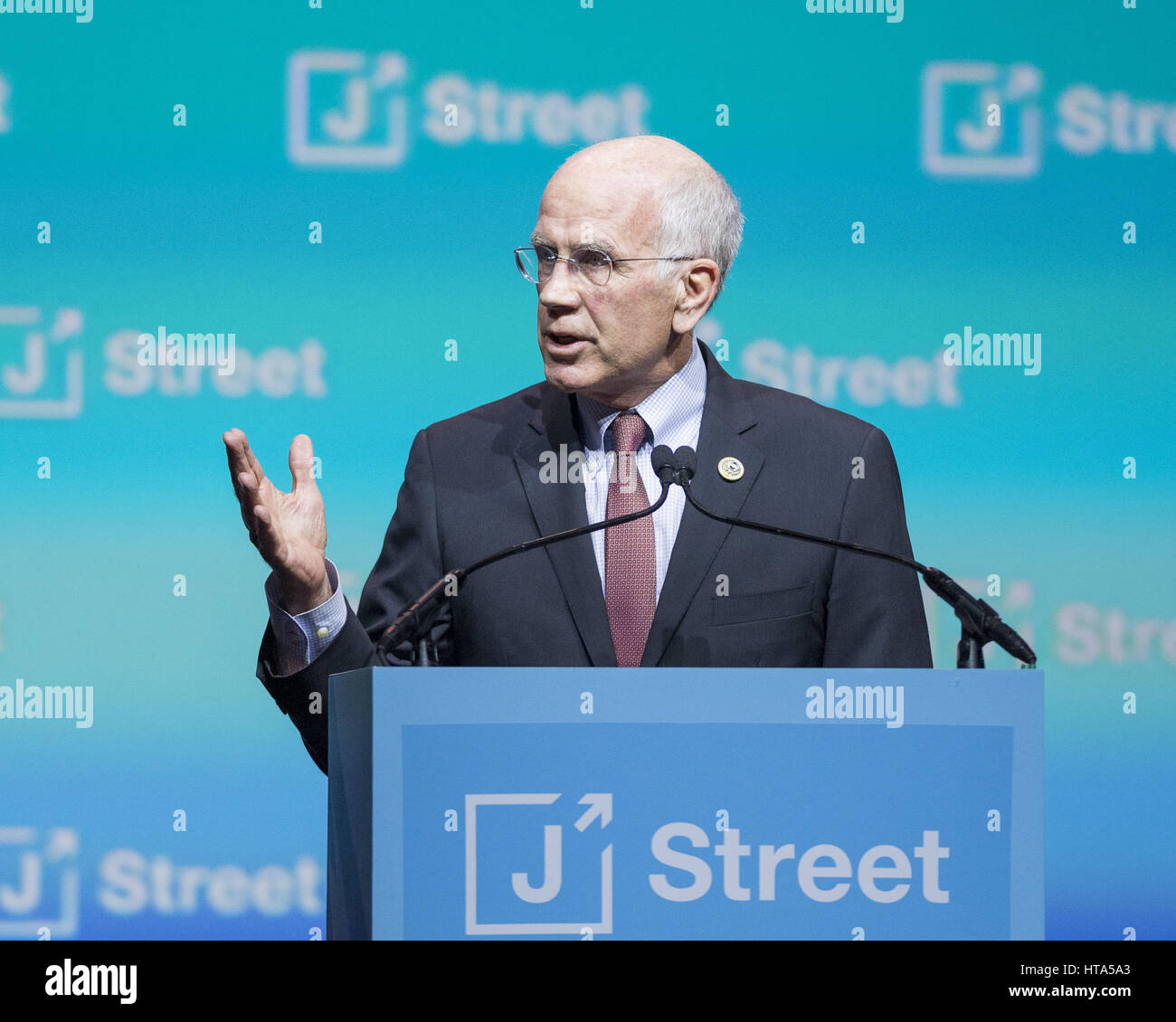 Congressman peter hi-res stock photography and images - Alamy