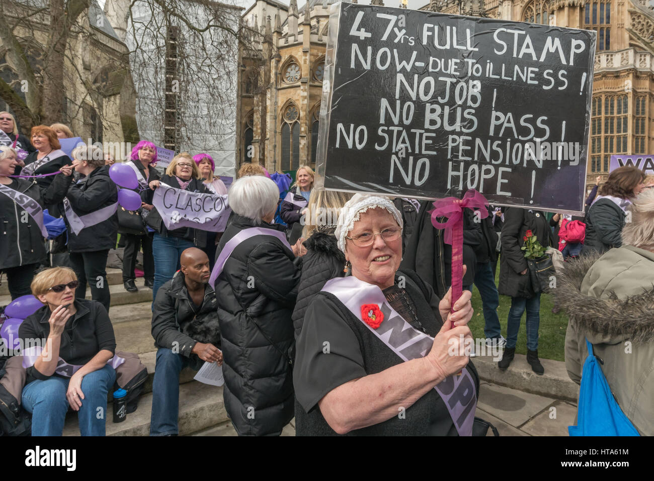 Mooning women hi-res stock photography and images - Alamy