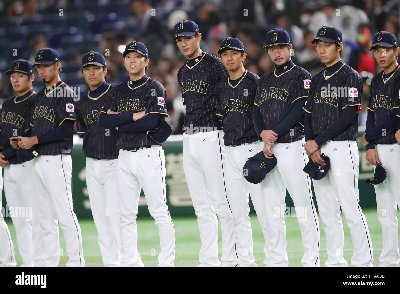 World baseball classic pool b game hi-res stock photography and images ...