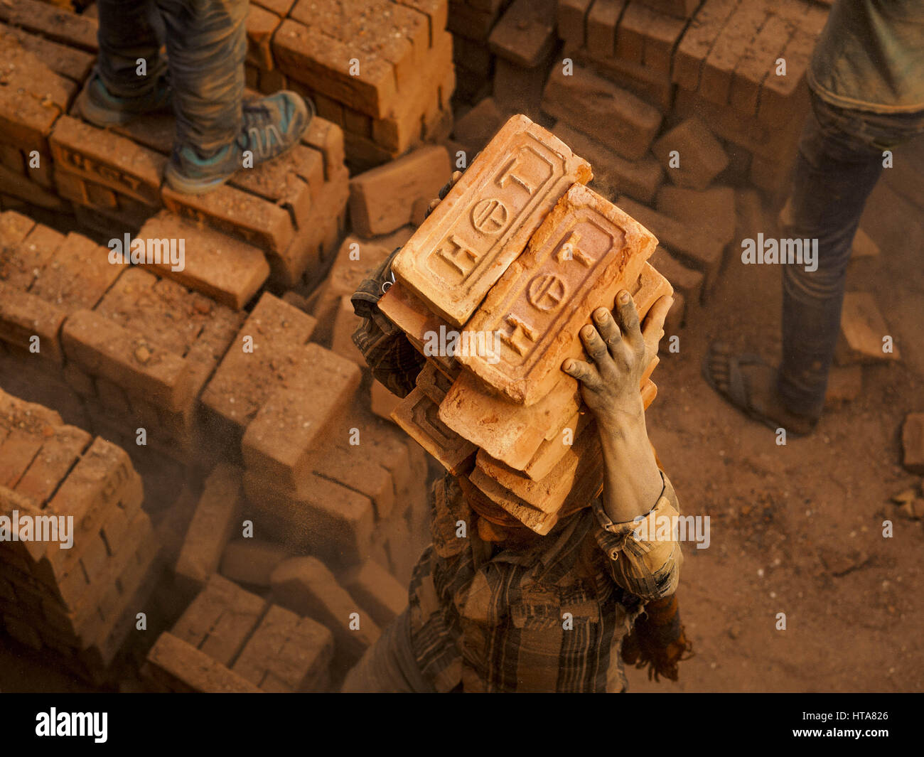 Making clay bricks hi-res stock photography and images - Alamy