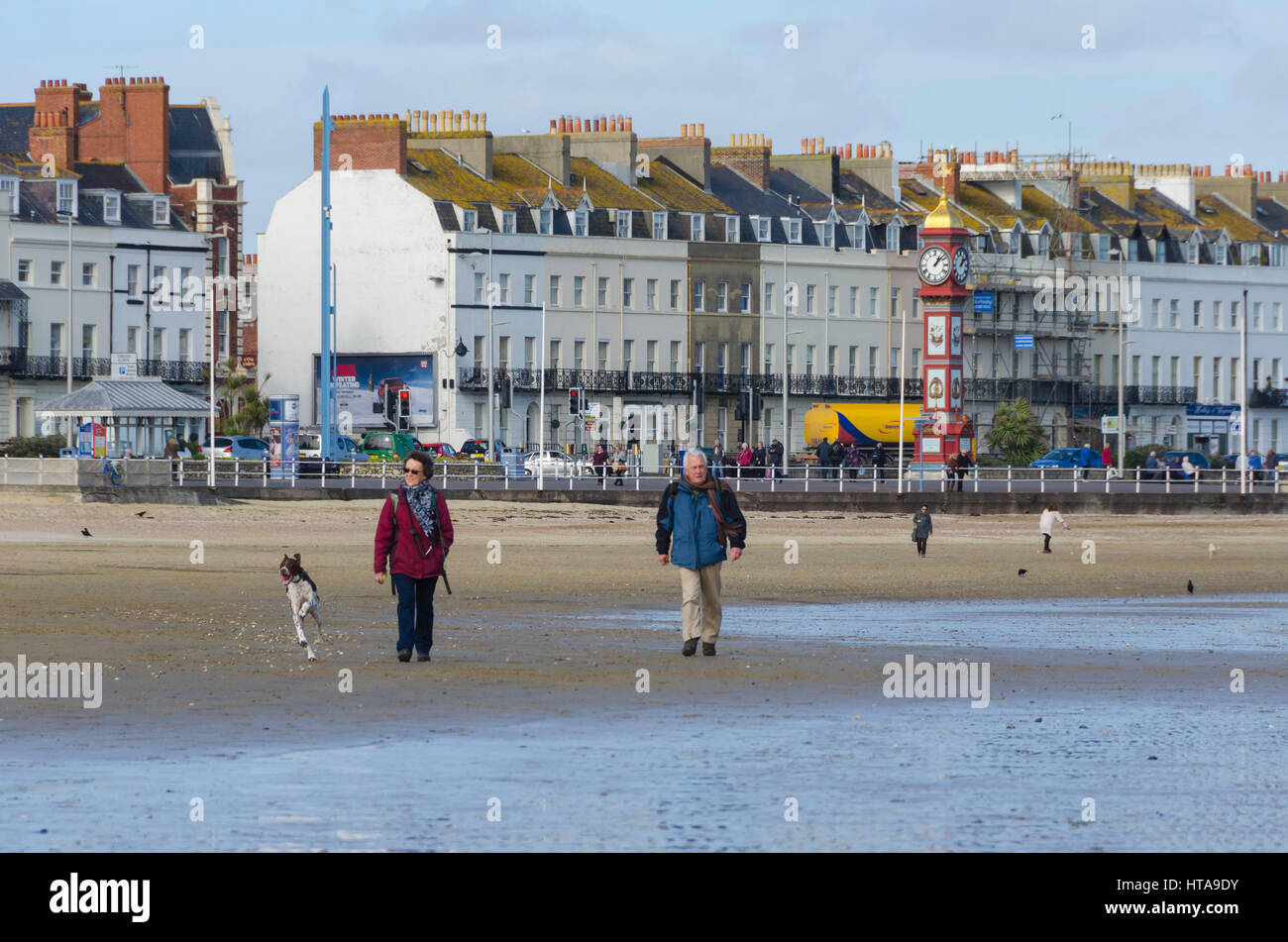 Weymouth, Dorset, UK. 9th Mar, 2017. UK Weather. Glorious warm spring ...