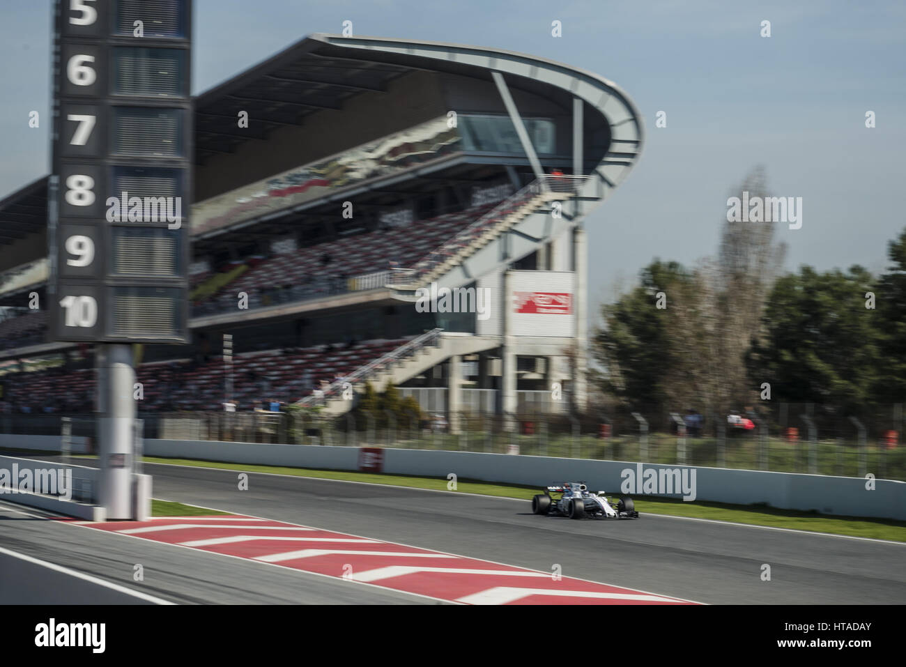 Mclaren mcl32 lance stroll hi-res stock photography and images - Alamy