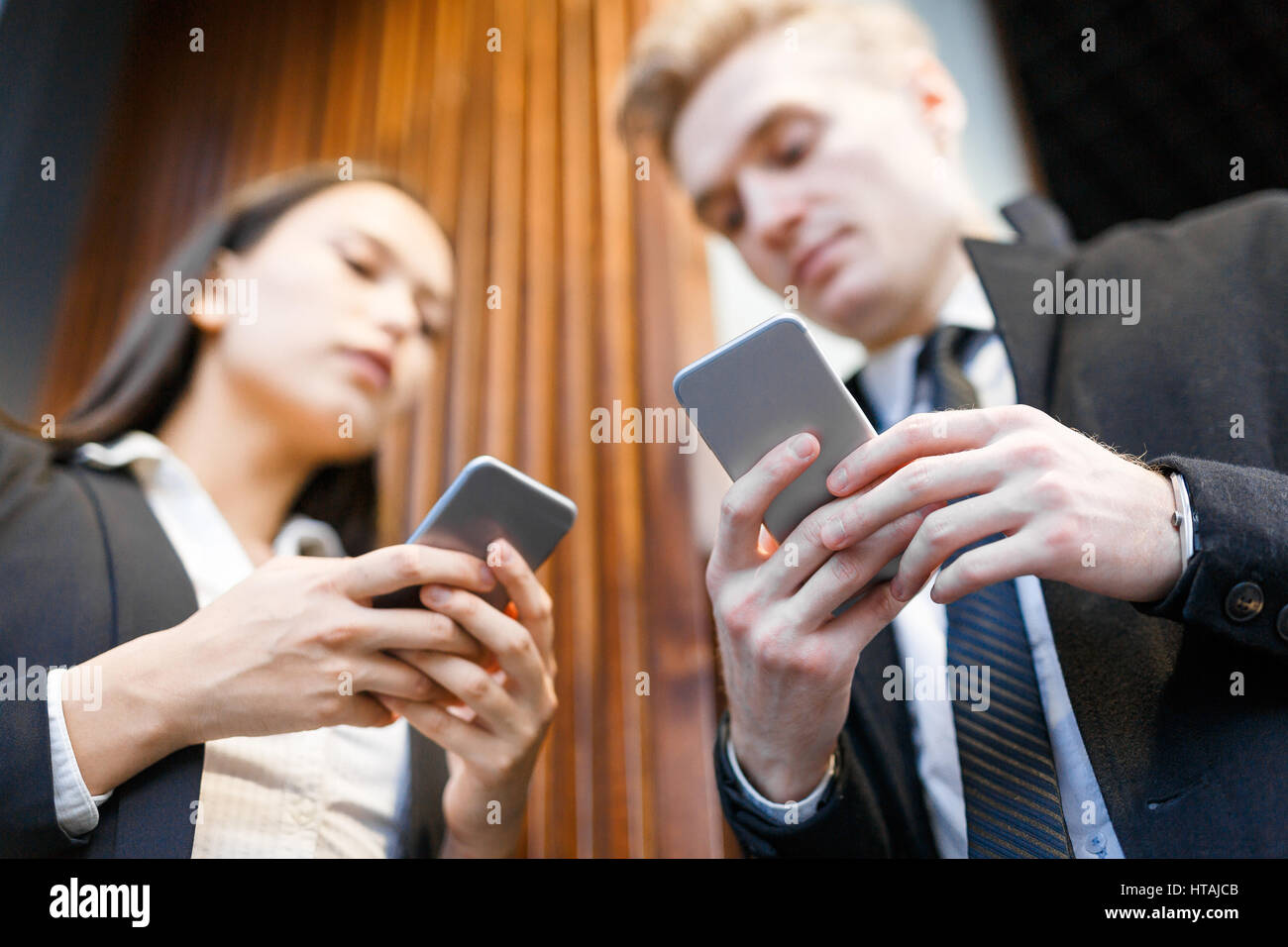 Communicating messaging hi-res stock photography and images - Alamy