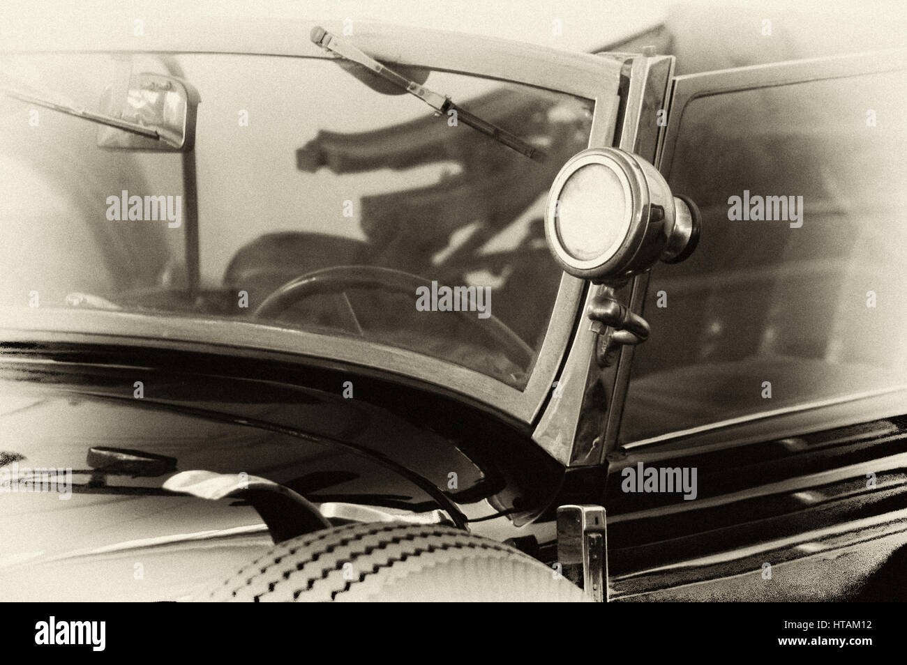 Mercedes benz 230 image hi-res stock photography and images - Alamy