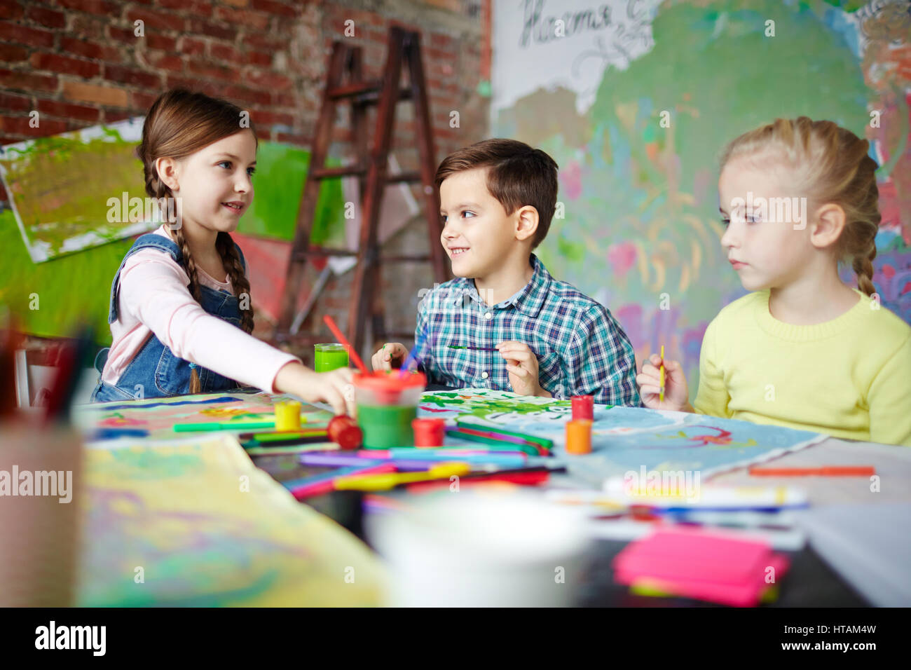 Drawing together in group hi-res stock photography and images - Alamy