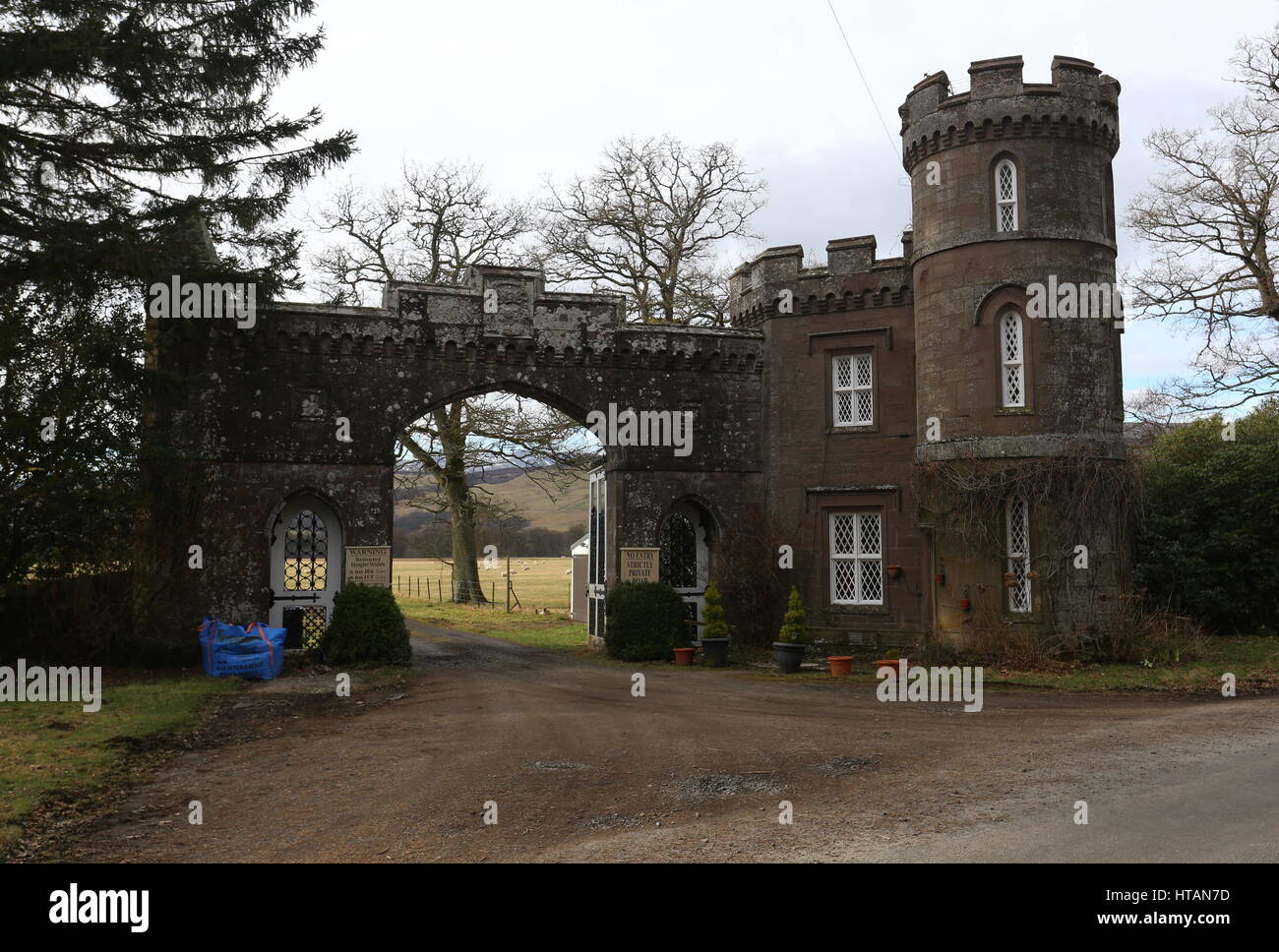 Monzie hi-res stock photography and images - Alamy