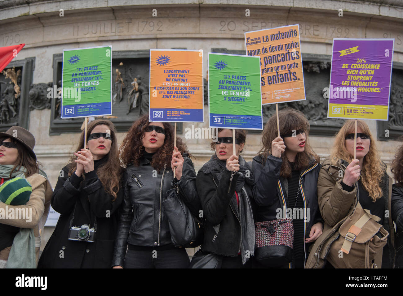 International Women's Day in Paris Stock Photo - Alamy