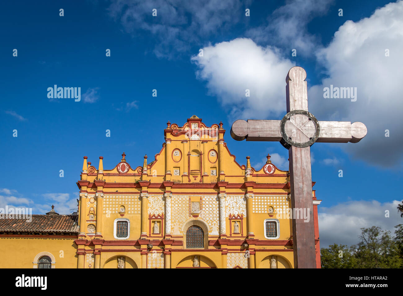 Cathedral - San Cristobal de las Casas, Chiapas, Mexico Stock Photo - Alamy