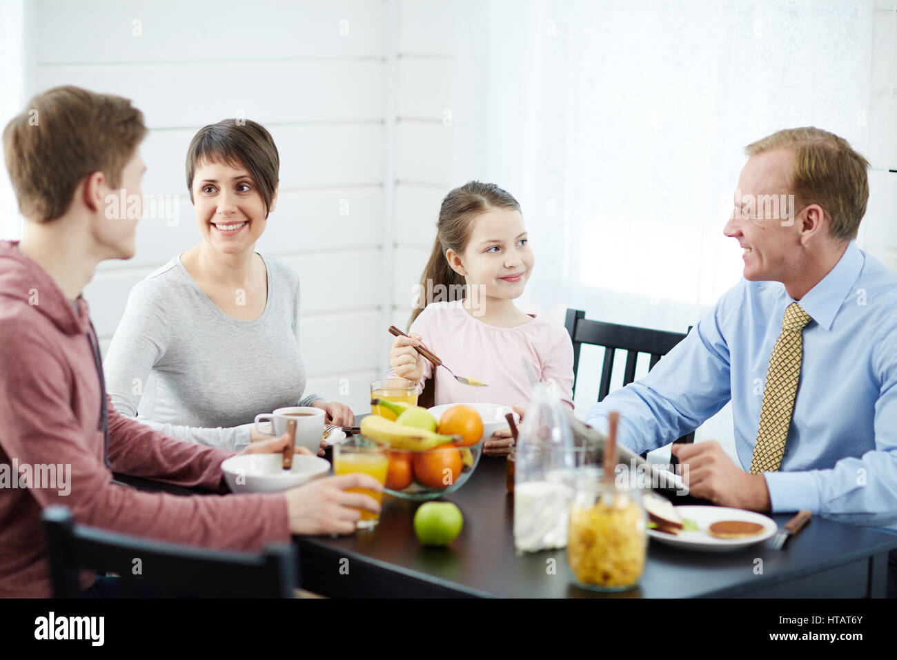 Sustainable breakfast hi-res stock photography and images - Alamy