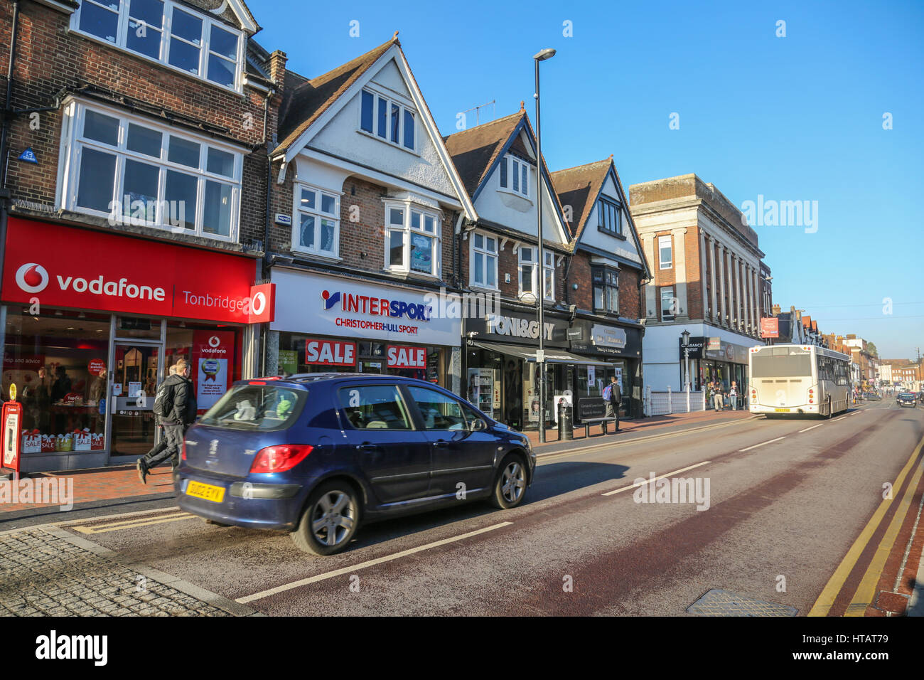 Tonbridge high street hi-res stock photography and images - Alamy