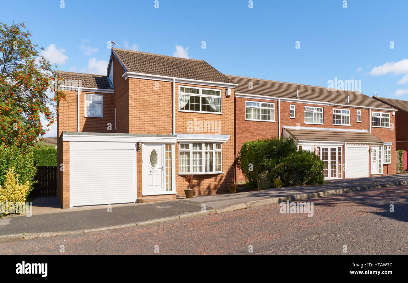 Modern housing england street community hi-res stock photography and ...