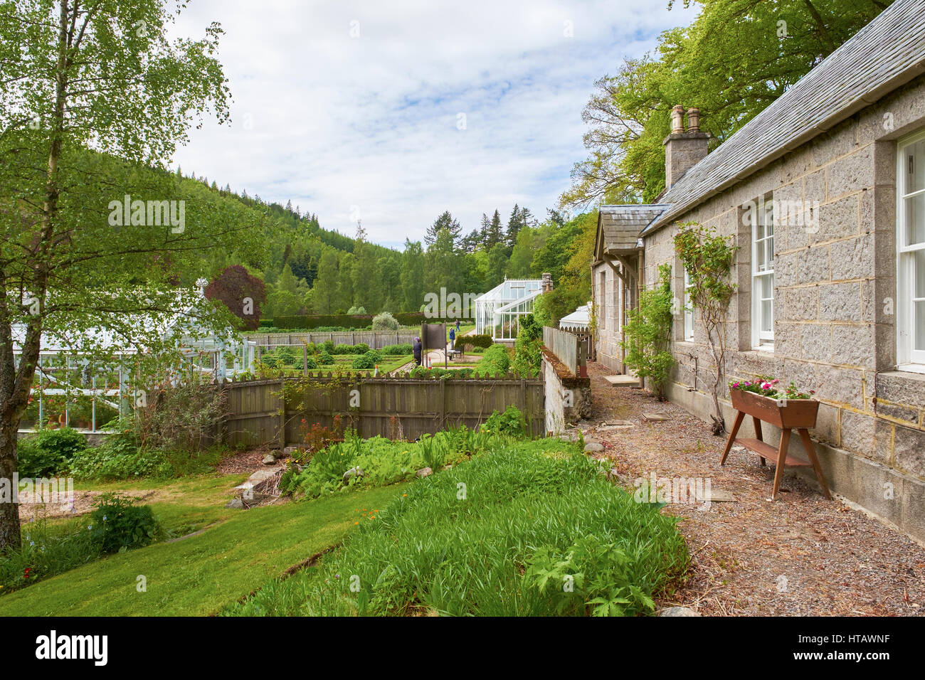 Balmoral estate cottage hi-res stock photography and images - Alamy