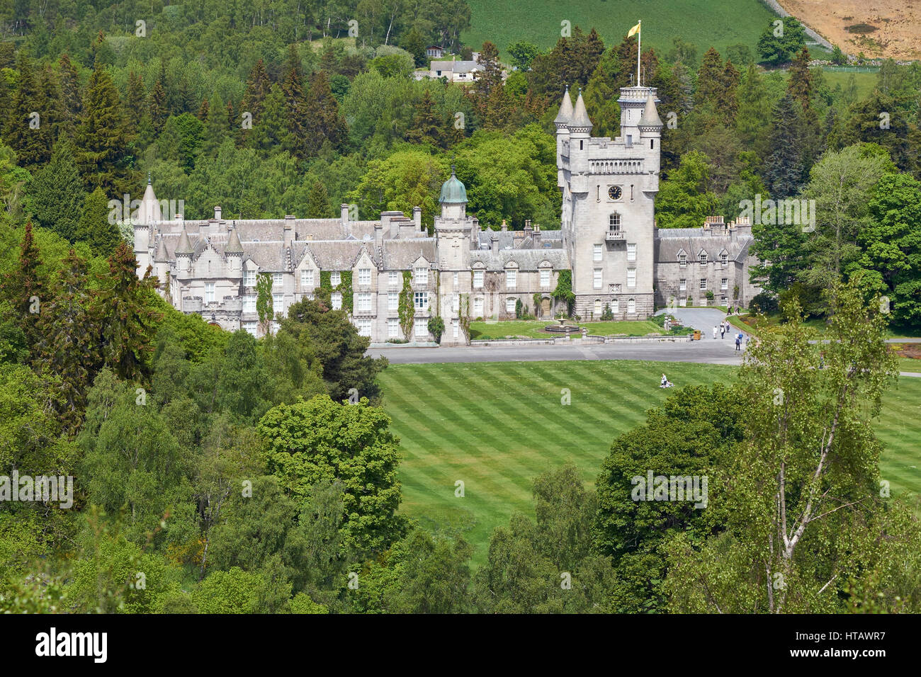 Balmoral castle aerial hi-res stock photography and images - Alamy Balmoral castle aerial hi-res stock photography and images - Alamy