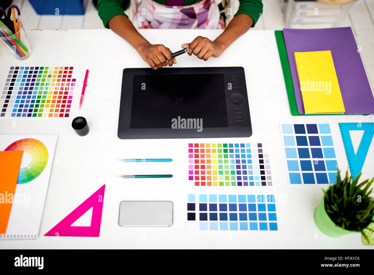 Top view designer palettes hi-res stock photography and images - Alamy