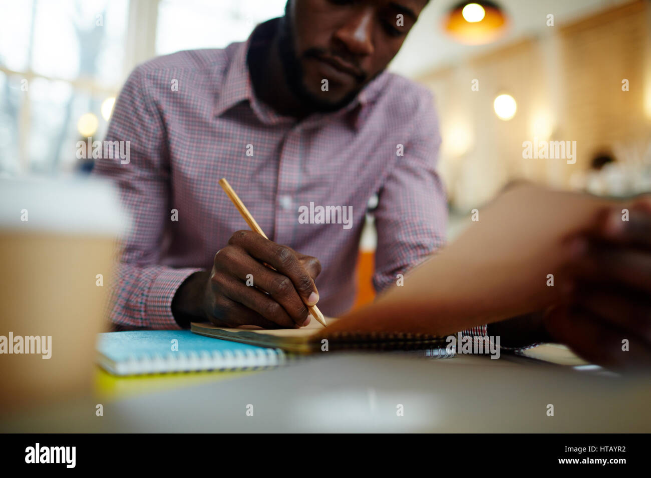 African designer hi-res stock photography and images - Alamy