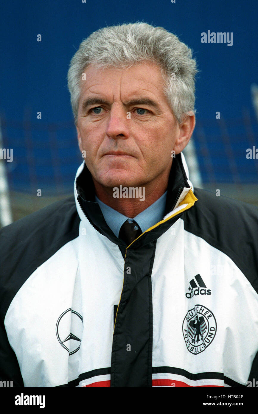 German manager hi-res stock photography and images - Alamy
