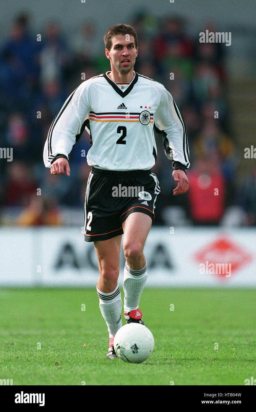 MARKUS BABBEL GERMANY & BAYERN MUNCHEN FC 27 March 1999 Stock Photo - Alamy