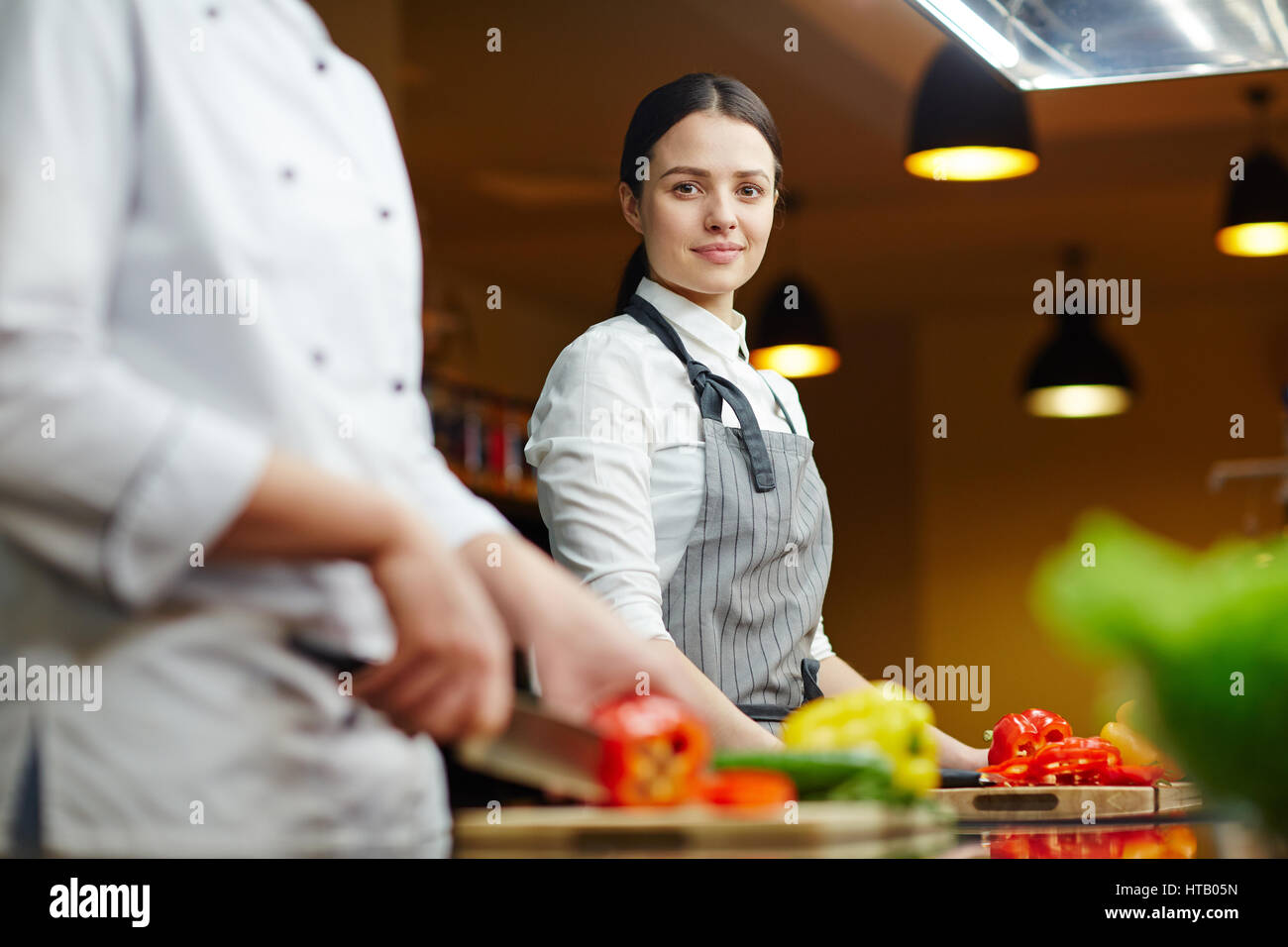 Restaurant staff prepare vegetables hi-res stock photography and images ...