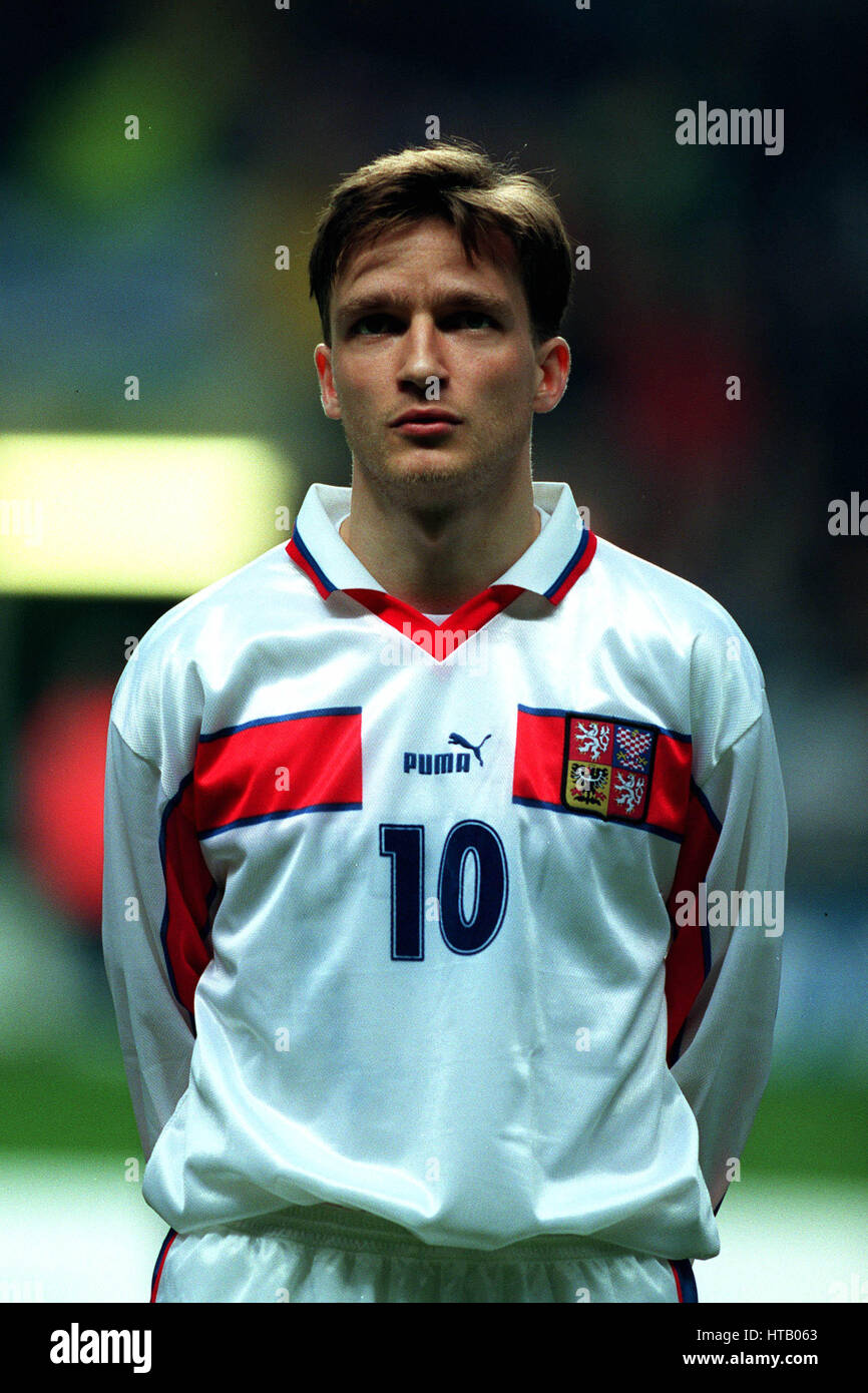 Lens 01 hi-res stock photography and images - Alamy