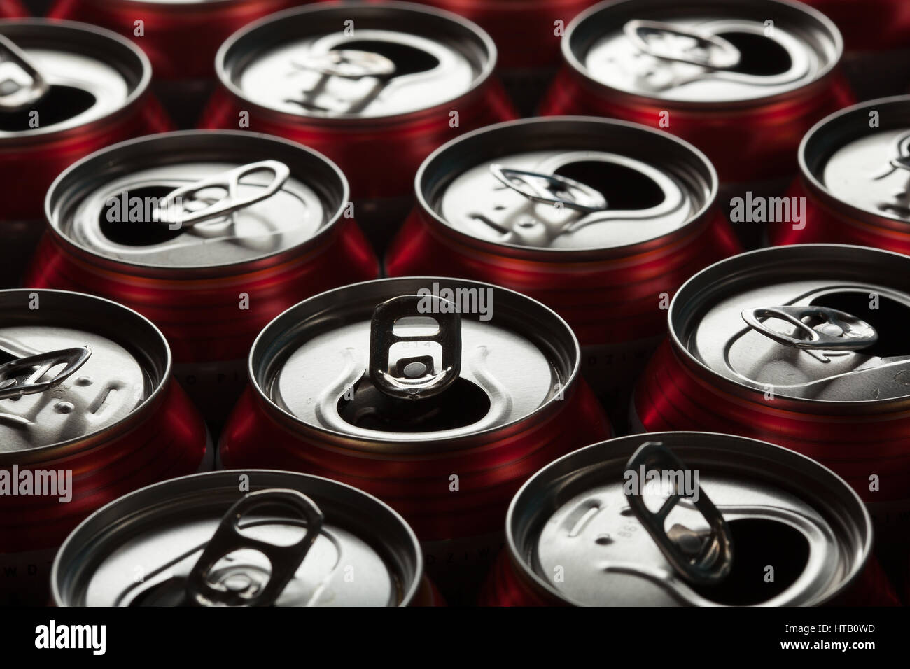 Empty beer cans hi-res stock photography and images - Alamy