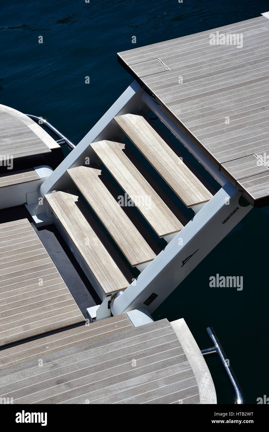 Stern deck hi-res stock photography and images - Alamy