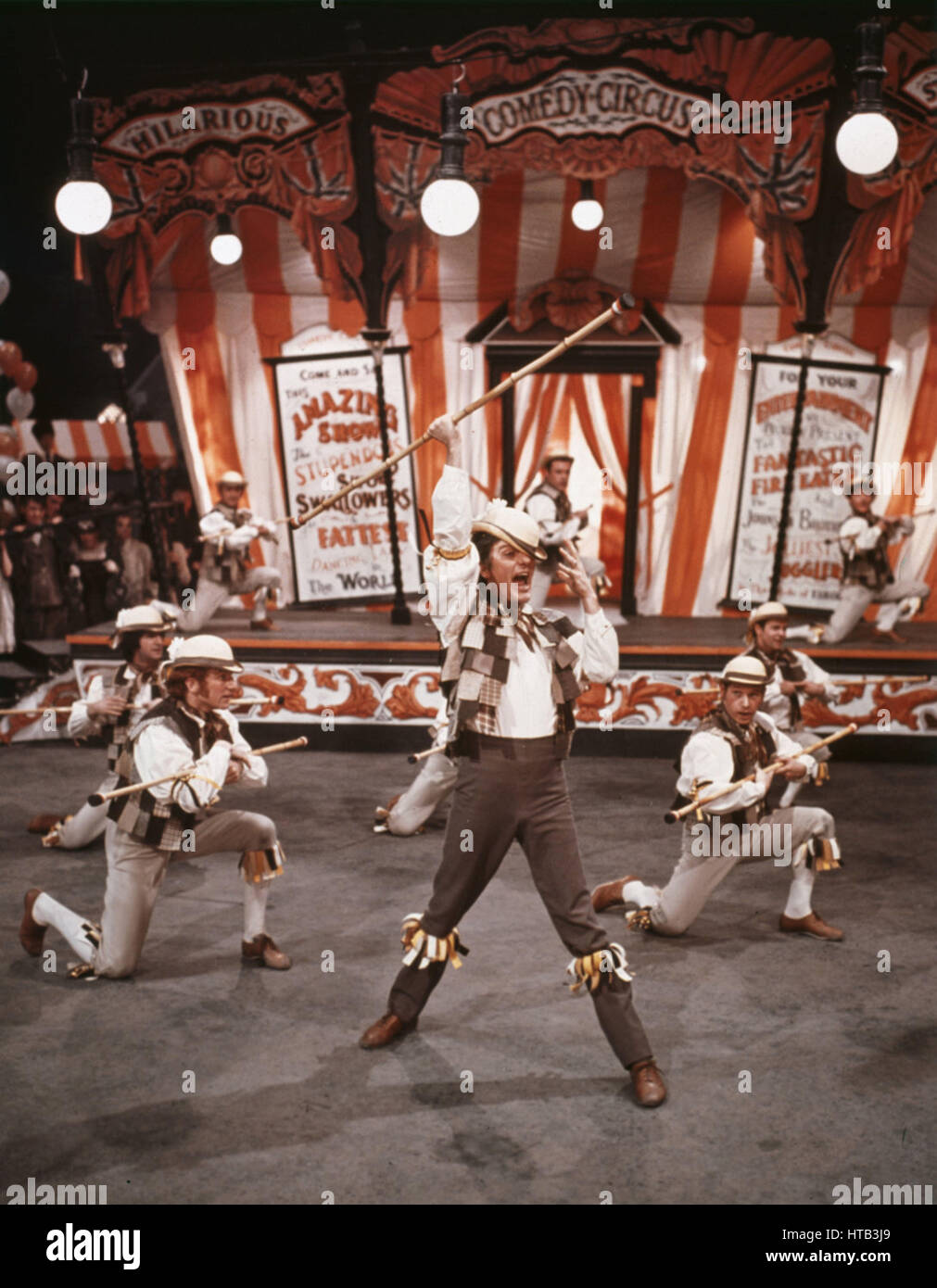 CHITTY CHITTY BANG BANG (1968) DICK VAN DYKE KEN HUGHES (DIR) UNITED ...