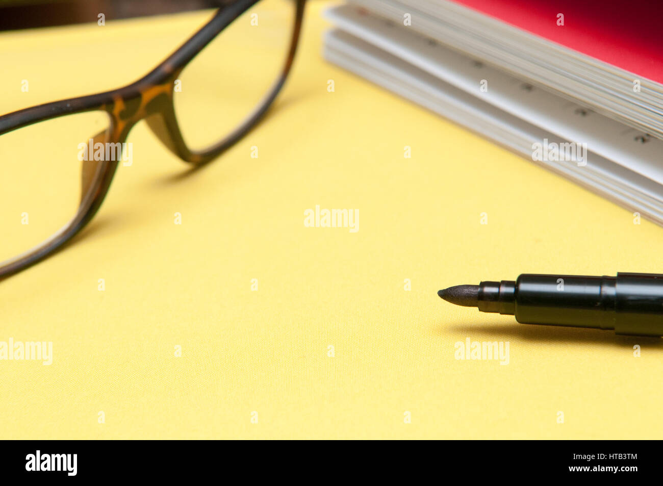 Office desk with notepad and copy space, modern layout Stock Photo - Alamy