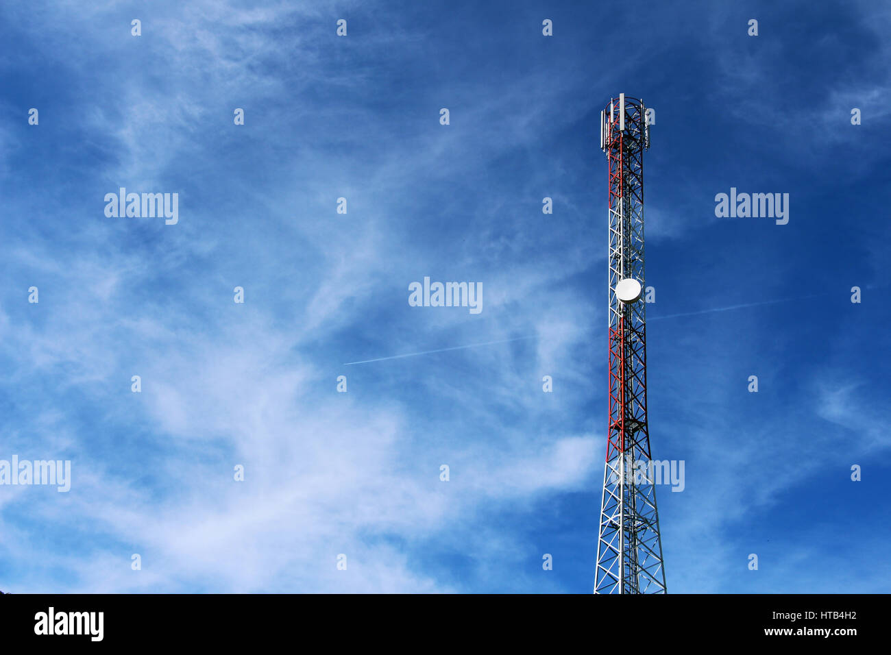Mobile relay tower Stock Photo - Alamy