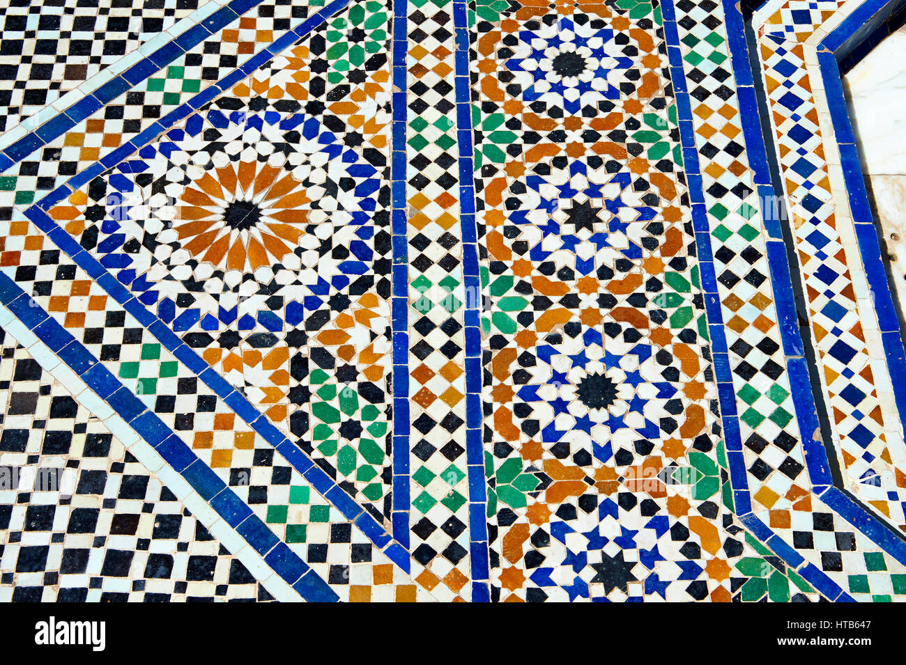 Zellige moroccan hi-res stock photography and images - Alamy