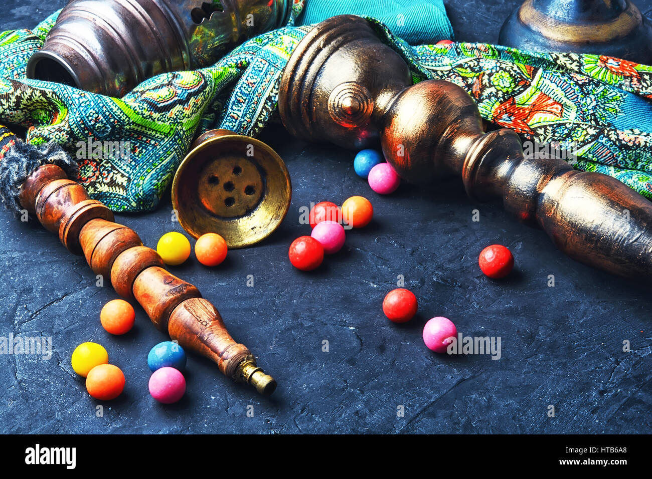 vintage turkish hookah and colorful bubble gum Stock Photo - Alamy