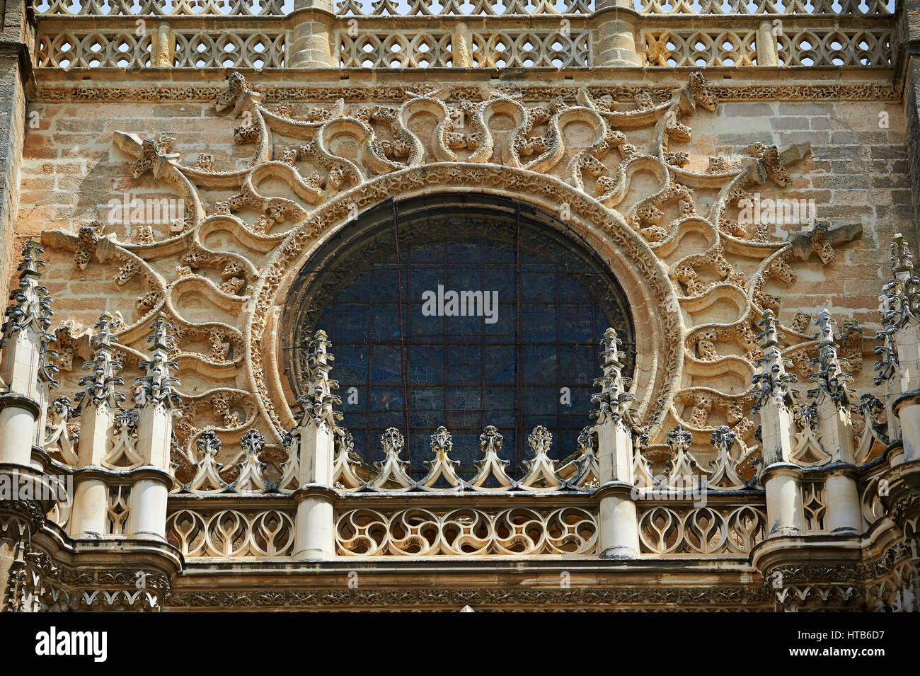 Seville Cathedral Altar High Resolution Stock Photography and Images ...