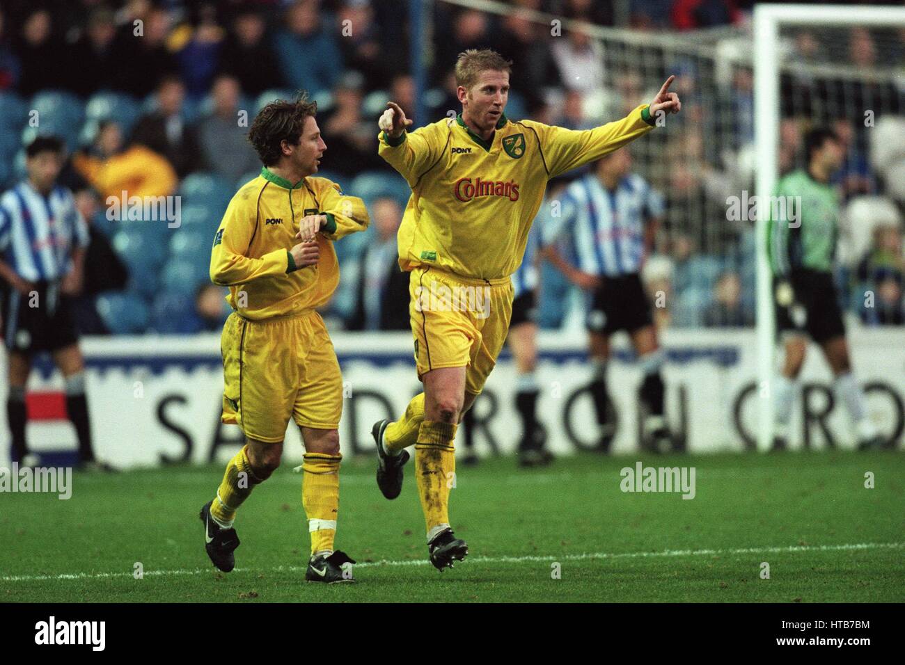 IWAN ROBERTS & DARREN EADIE SHEFFIELD WEDNESDAY V NORWICH 04 January ...