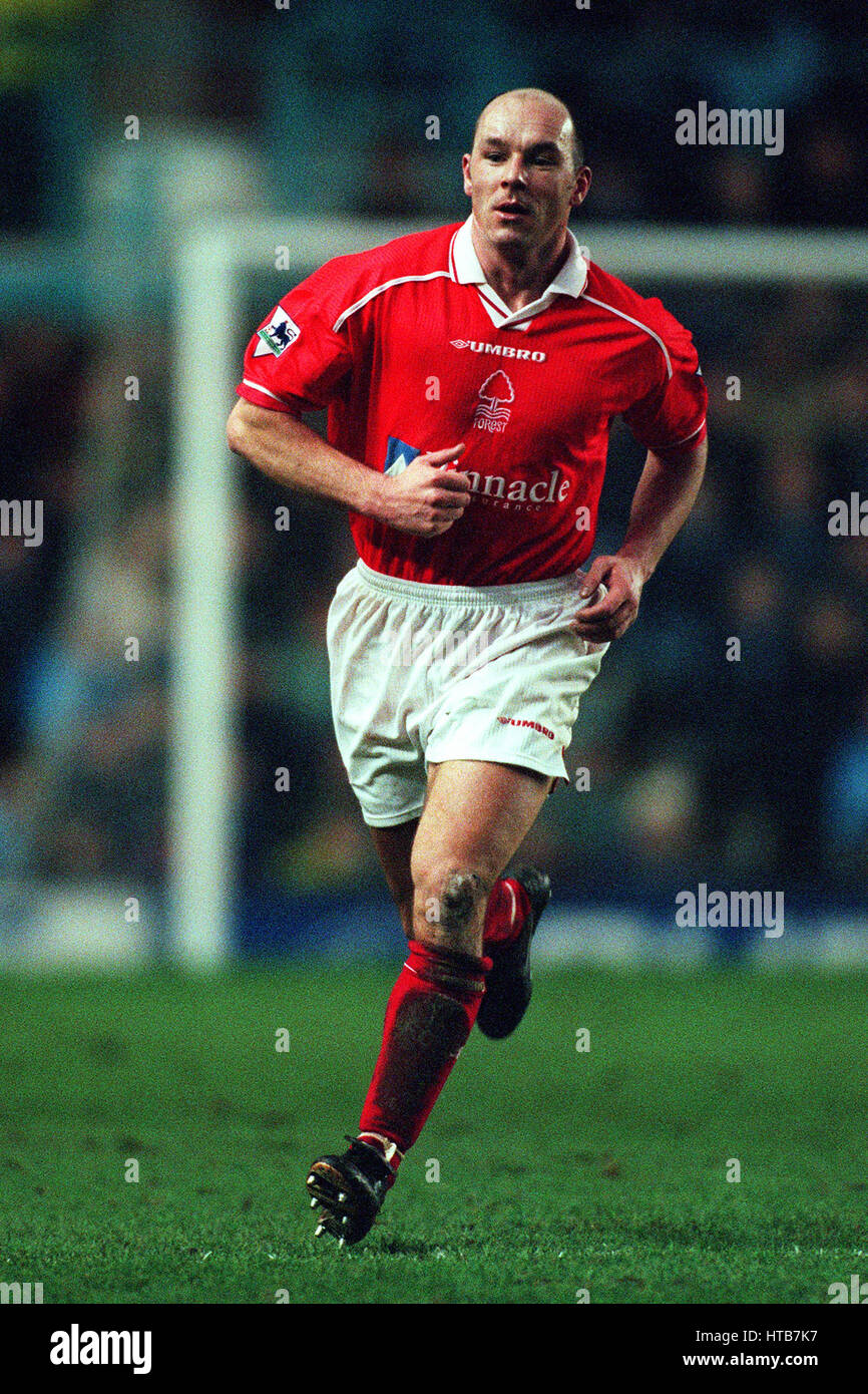 STEVE STONE NOTTINGHAM FOREST FC 10 January 1999 Stock Photo - Alamy