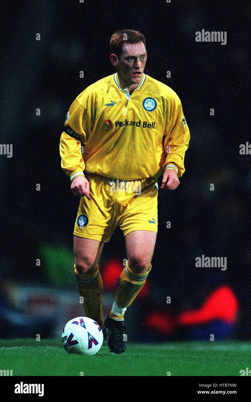 DAVID HOPKIN LEEDS UNITED FC 09 January 1999 Stock Photo - Alamy