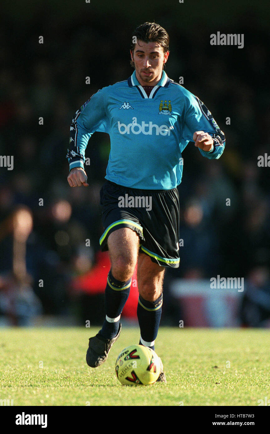 Lee crooks hi-res stock photography and images - Alamy