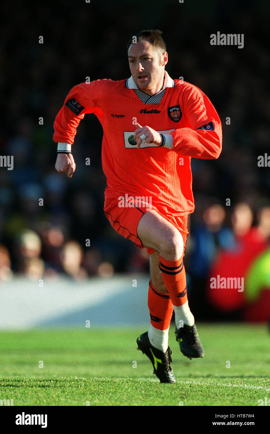 DAVID BARDSLEY BLACKPOOL FC 09 January 1999 Stock Photo - Alamy
