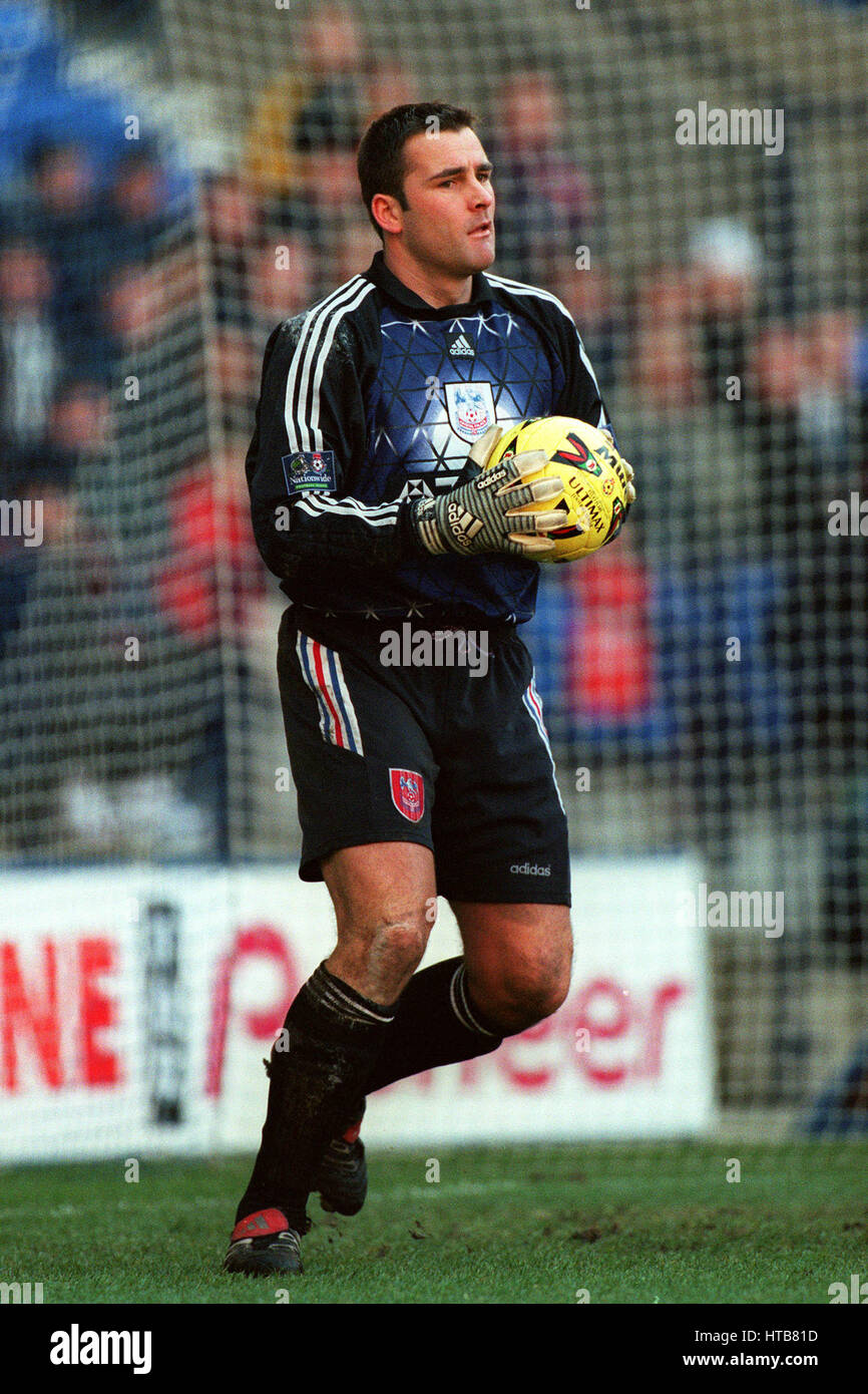 KEVIN MILLER CRYSTAL PALACE FC 10 January 1999 Stock Photo - Alamy