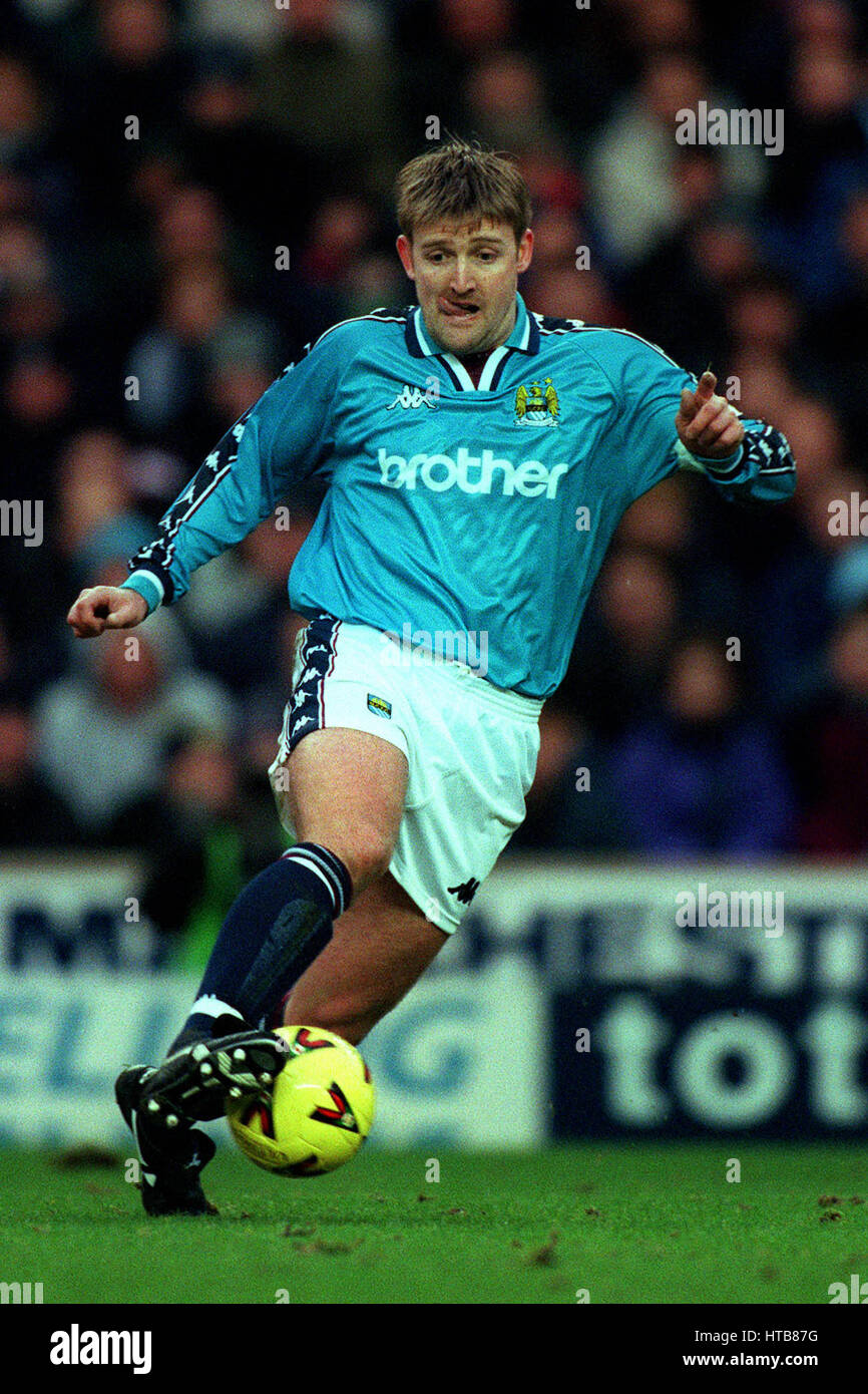 Jamie pollock manchester city hi-res stock photography and images - Alamy