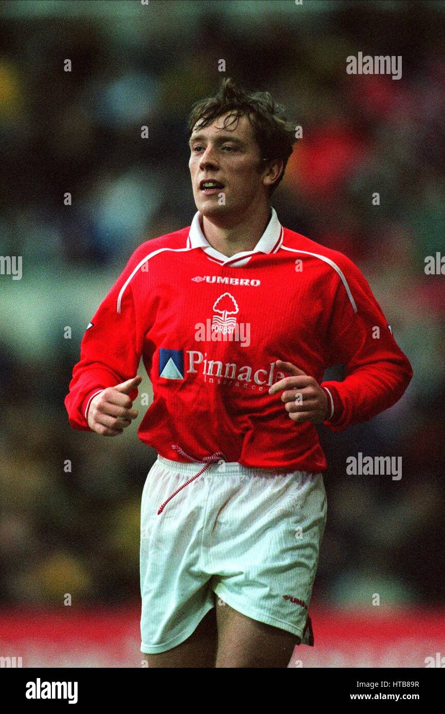 ALAN ROGERS NOTTINGHAM FOREST FC 18 January 1999 Stock Photo - Alamy