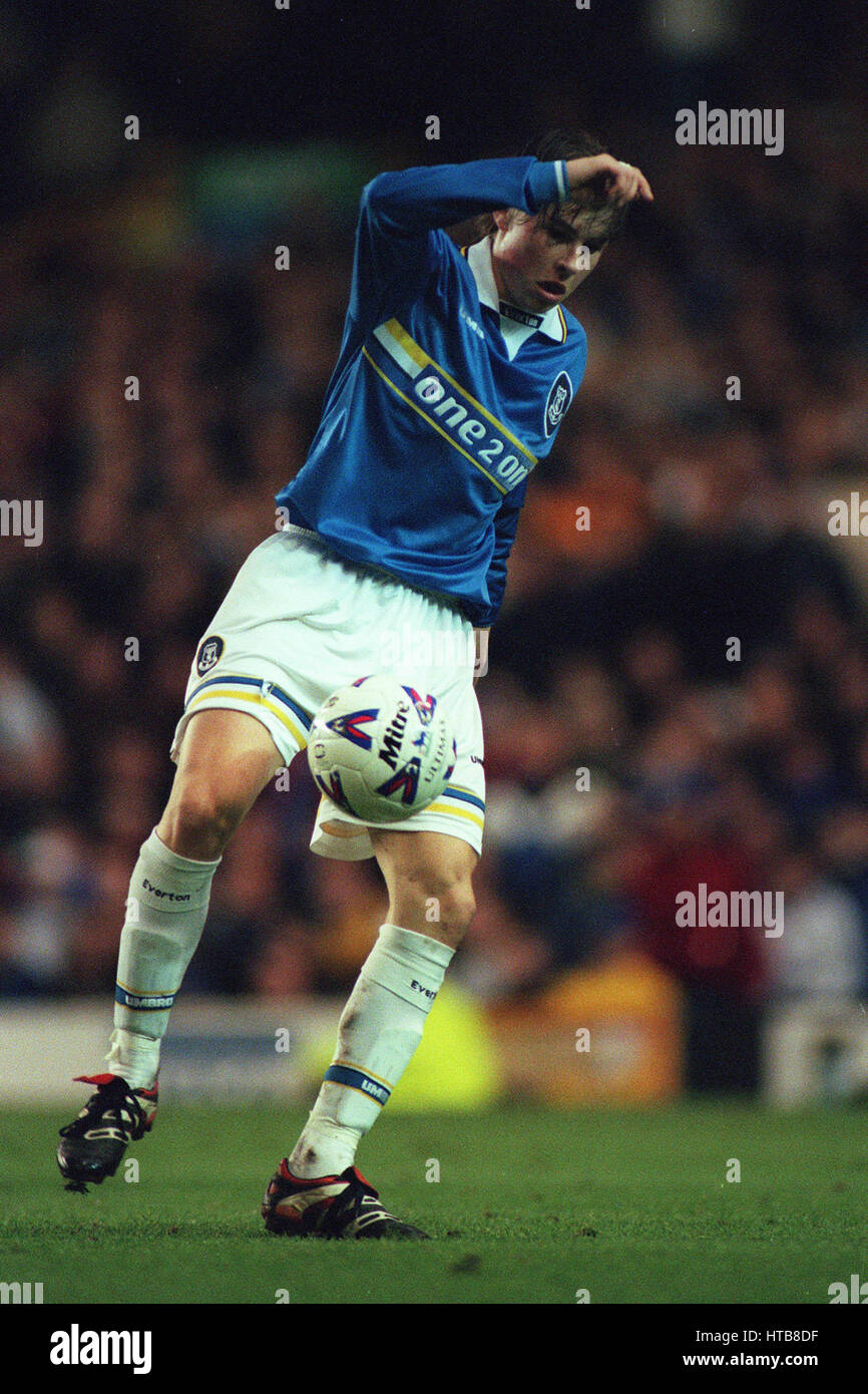 JOHN OSTER EVERTON FC 25 January 1999 Stock Photo - Alamy