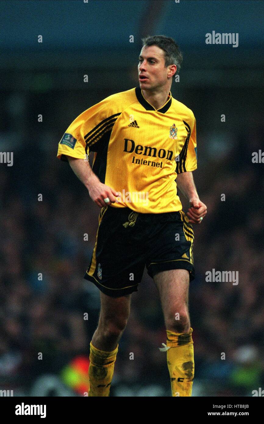 KIT SYMONS FULHAM FC 23 January 1999 Stock Photo - Alamy