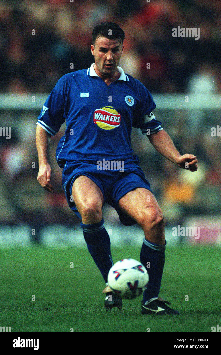 Steve walsh football hi-res stock photography and images - Alamy